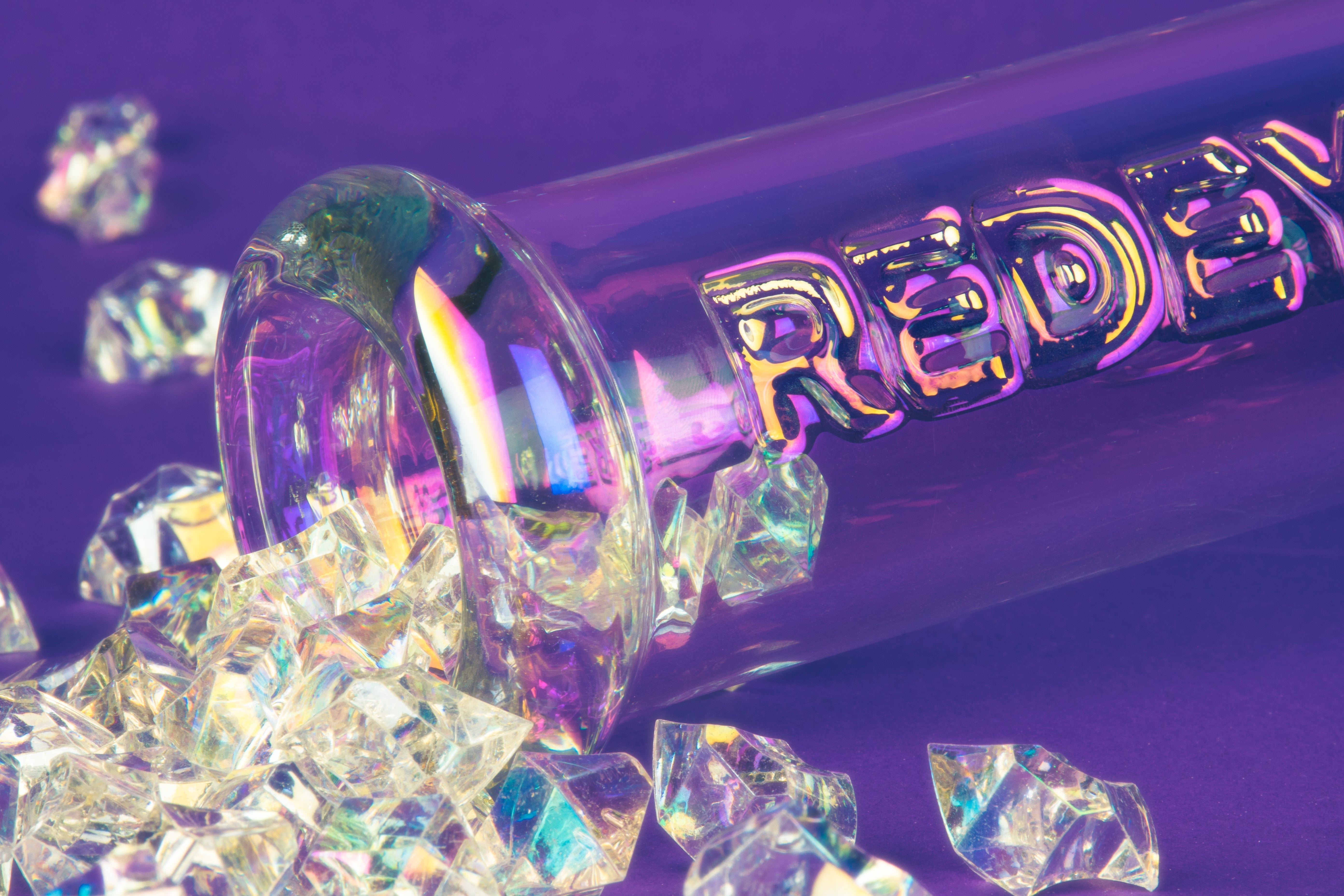 Why Water Pipe Shape Makes All the Difference – Red Eye Tek®